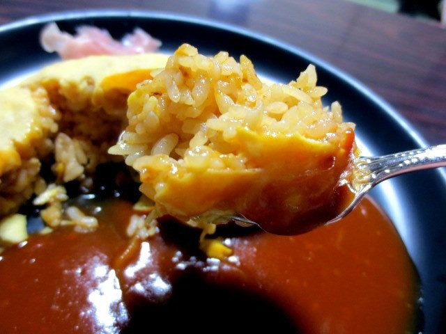 The first Omu-rice in Japan! “Hokkyokusei Shinsaibashi main branch ...