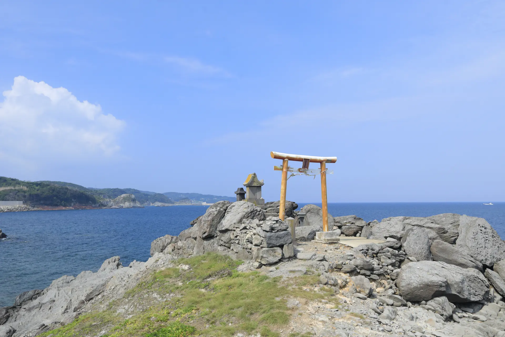 A Journey Through Natural Wonders and Ancient Legends: A Complete ...