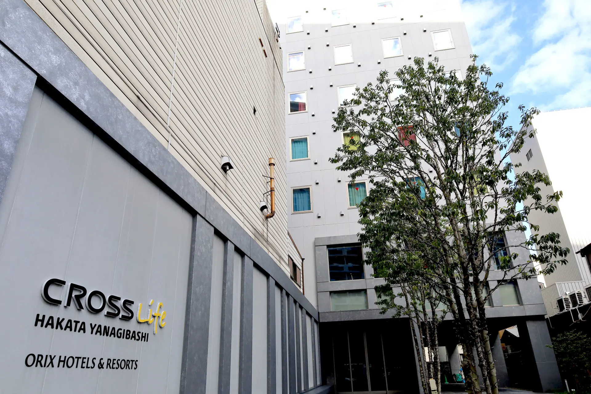 Great Access to Tenjin, Hakata, and Nakasu! A Complete Guide to CROSS ...