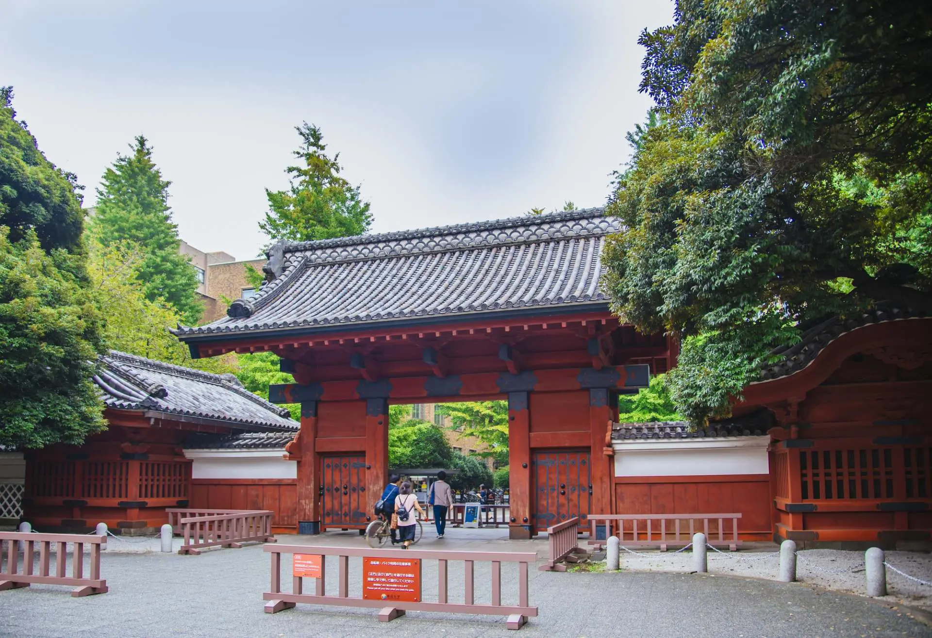 The University of Tokyo Akamon - Must-See, Access, Hours & Price | GOOD ...