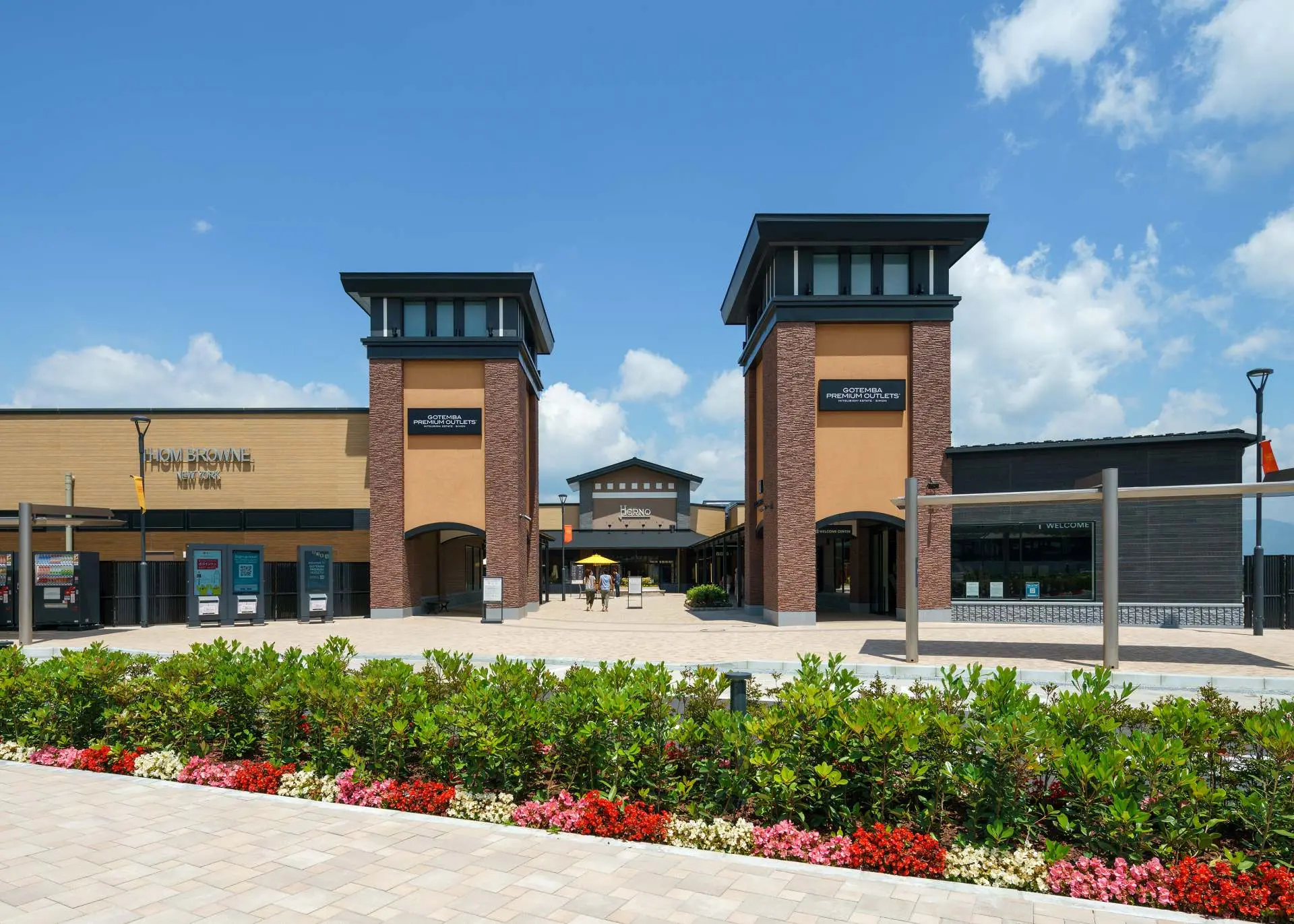 GOTEMBA PREMIUM OUTLETS - Where to Shop, Access, Hours & Price | GOOD ...