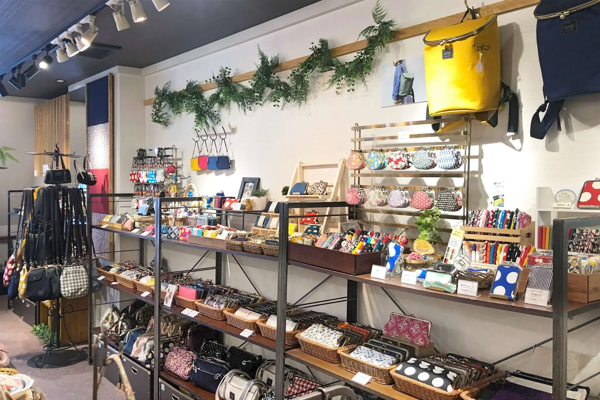 AYANOKOJI 衹園店 - 購物指南、常見問題、星評、周邊景點 & 交通資訊 | 好運日本行