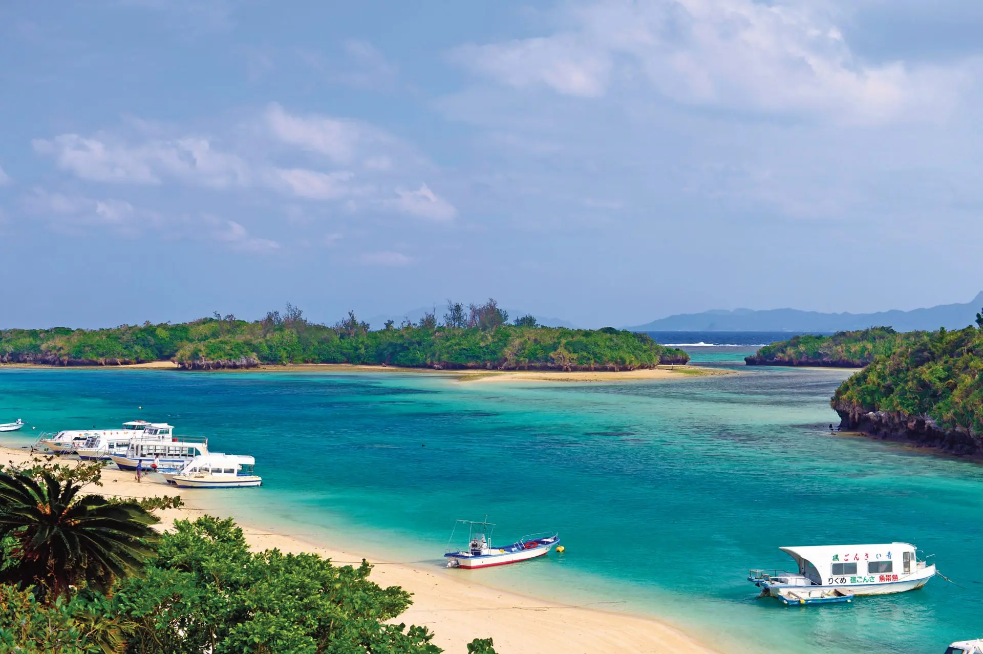 Kabira Bay - Must-See, Access, Hours & Price | GOOD LUCK TRIP