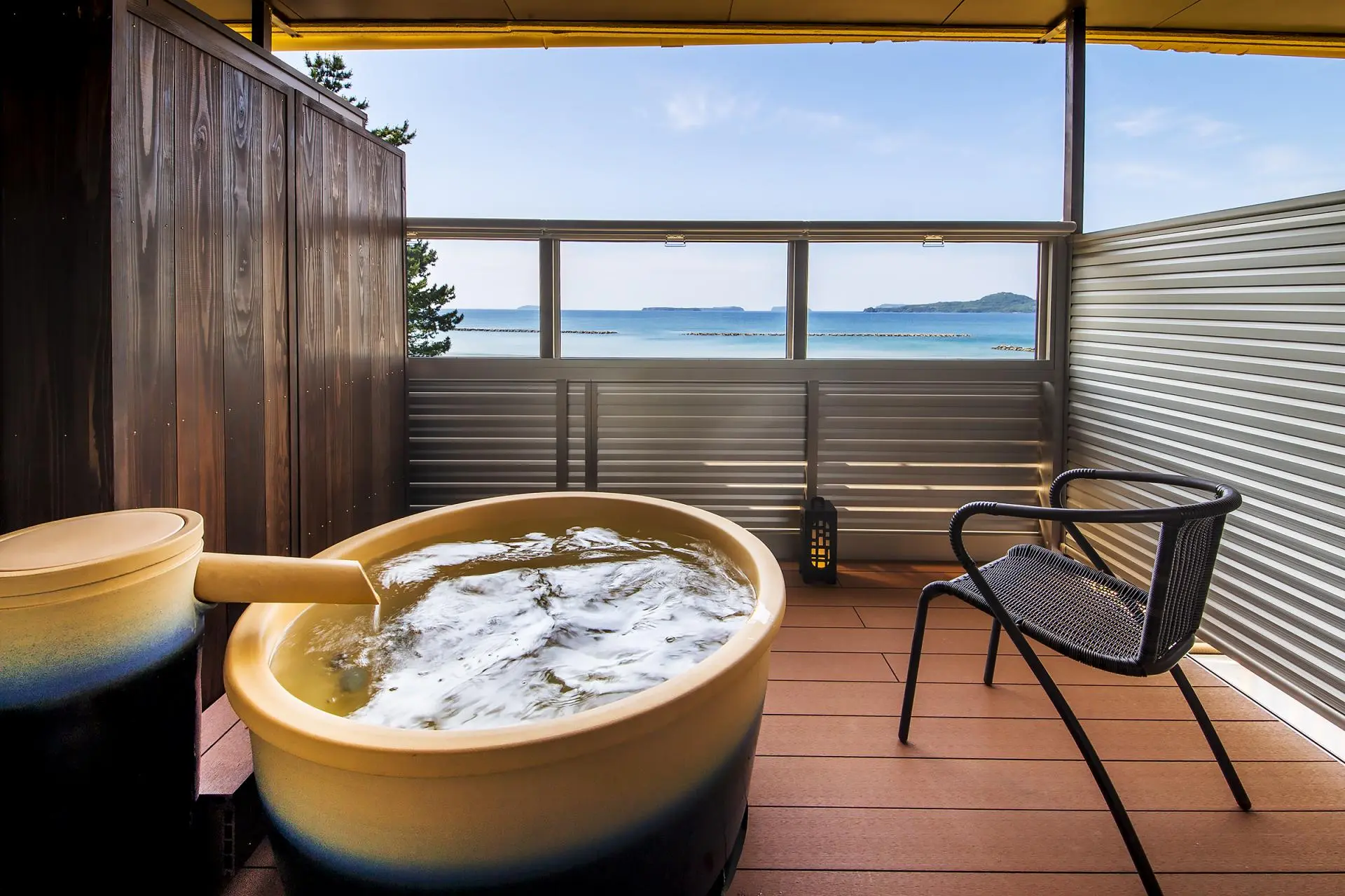 Hagi Onsenkyo Yoi Machi no Yado Hagi Ichirin - Where to Stay, Access ...